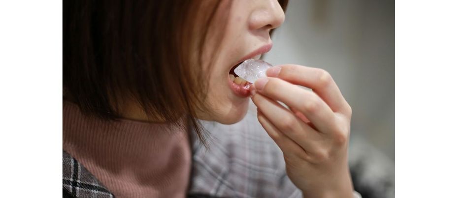 Chewing ice? Here's why you should stop | Comparethetreatment.com